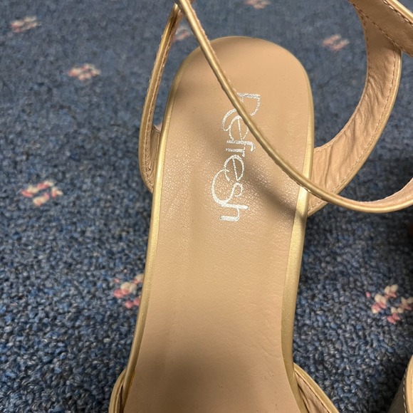 Refresh | Shoes | Refresh Womens Size 8 Gold High Heels Ankle Straps ...